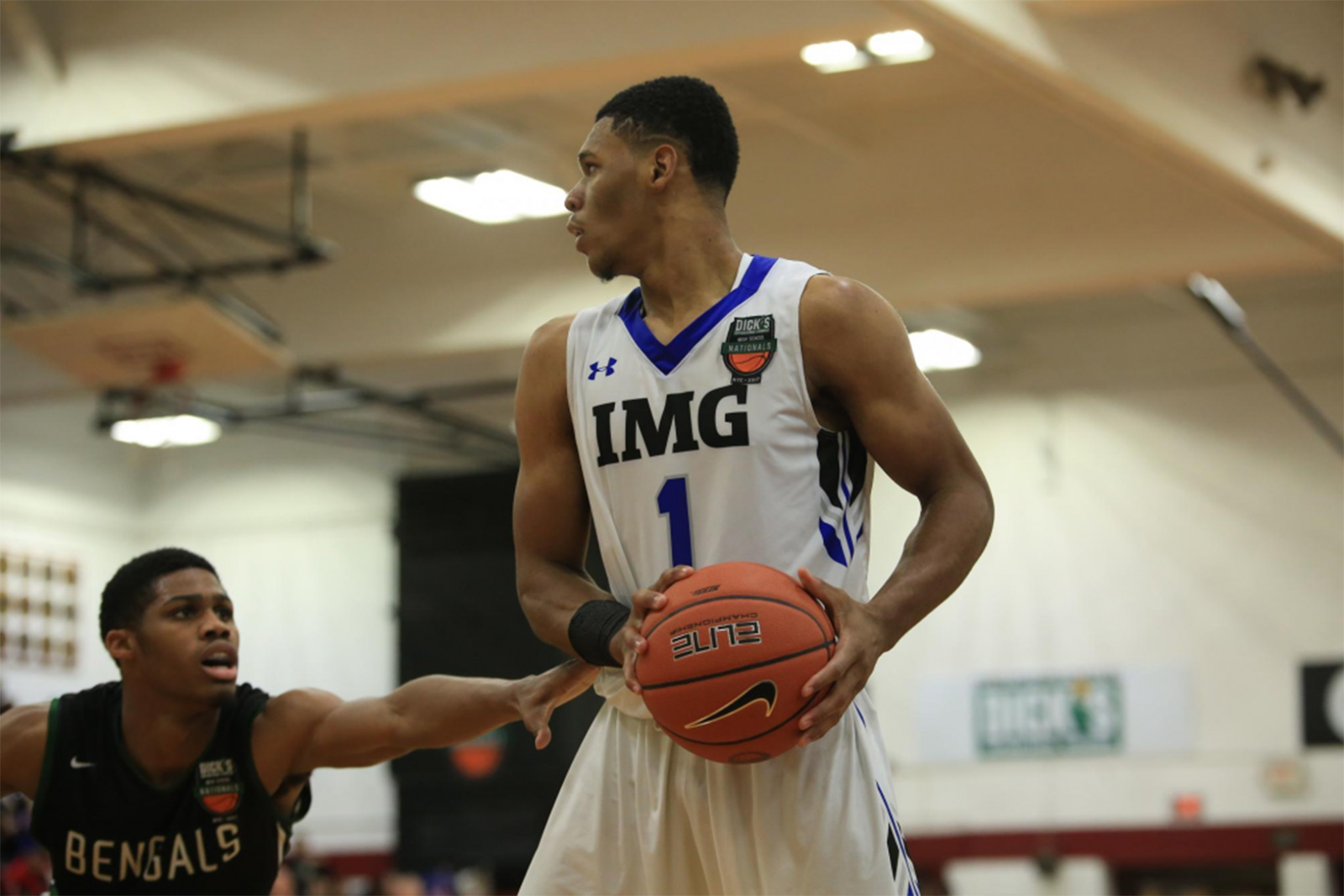 Basketball Academy - Basketball Program | IMG Academy
