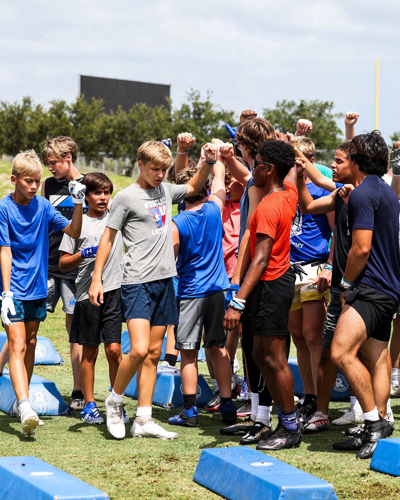 Football Camps - Football Training | IMG Academy