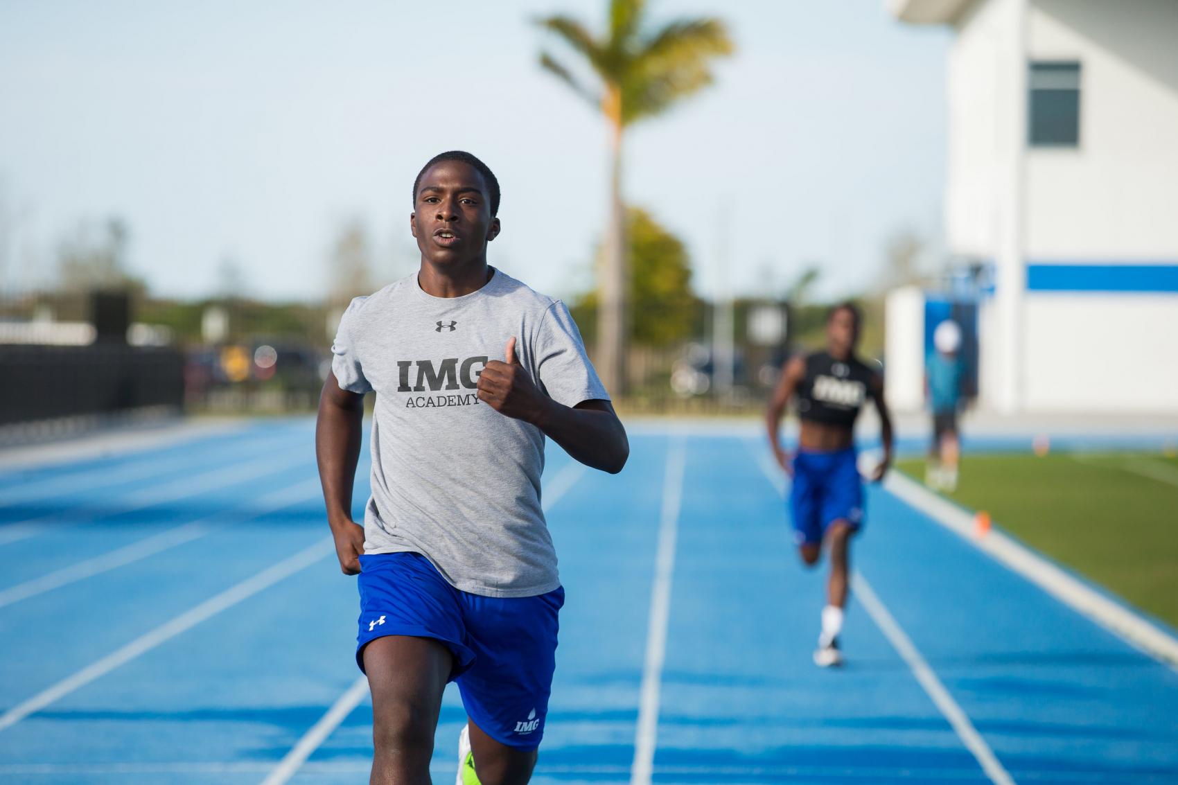 Track & Field Distance Group: A Day in the Life at IMG Academy | IMG ...